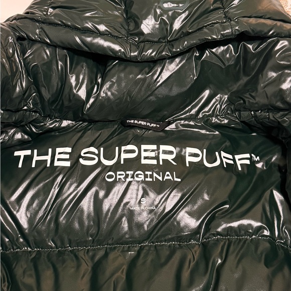 Aritzia | Jackets & Coats | Aritzia Super Puff Jacket In Dark Green ...